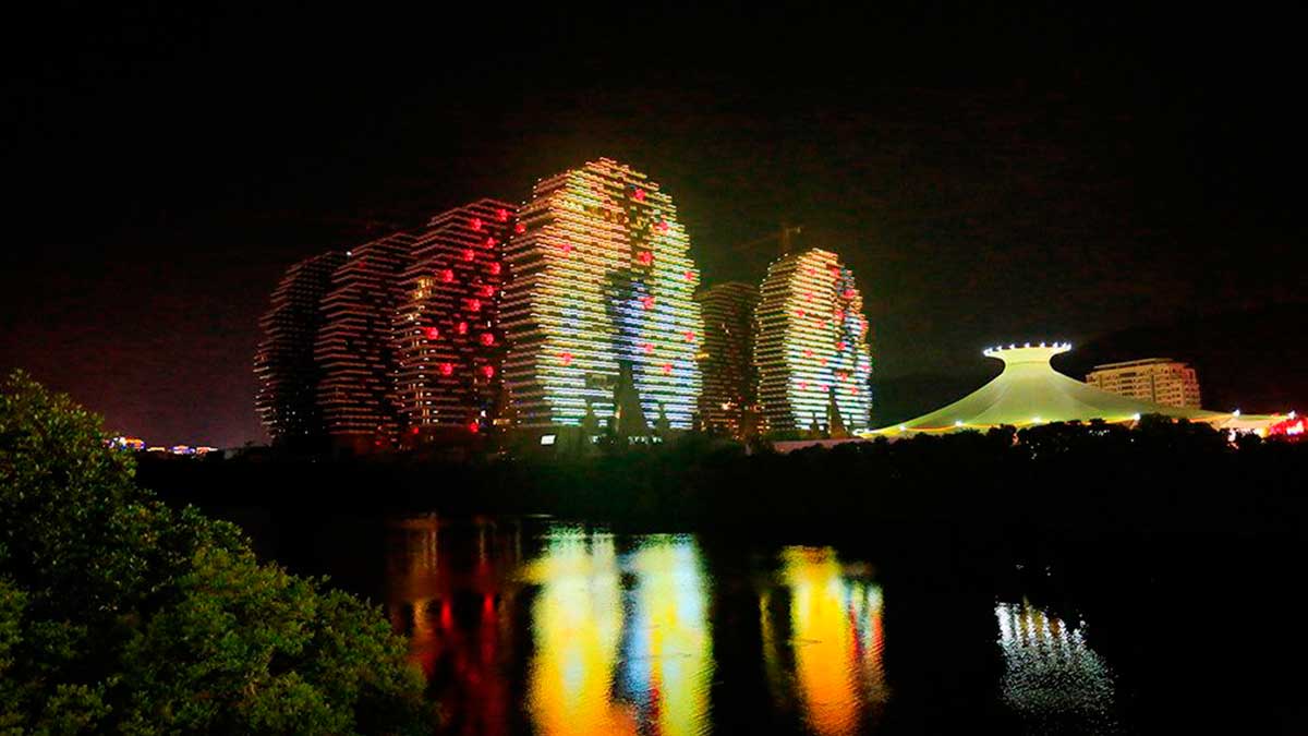 Así es el bosque de edificios con forma de árbol de China