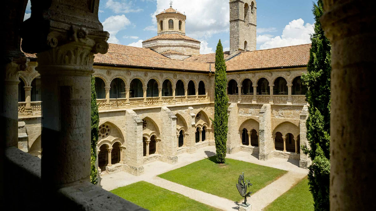 Las 5 claves del Monasterio de Valbuena para una estancia de lujo